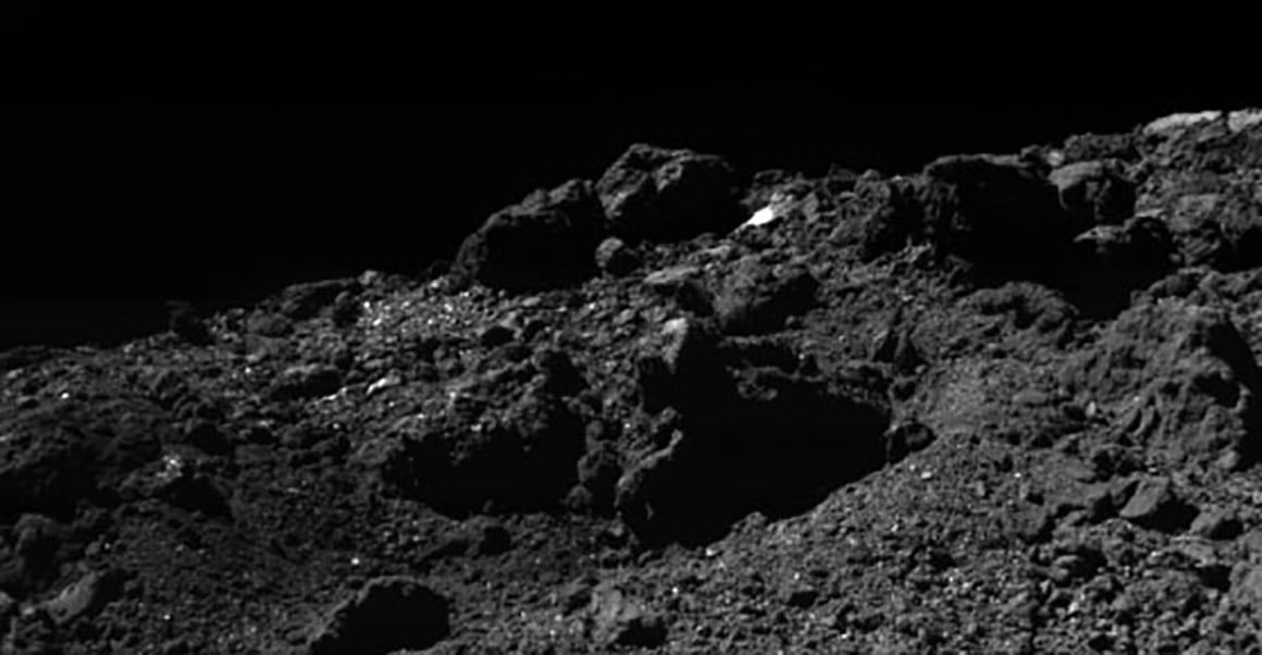 Asteroid Sample's Earthly Descent: What's on the Horizon